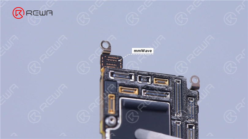 iPhone 13 Pro Teardown: